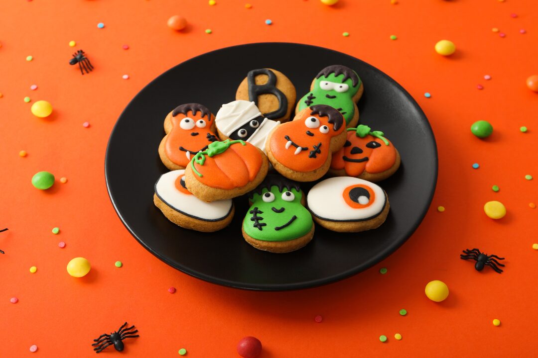 How To Manage Sweets, Chocolates & Cakes for Young Children
