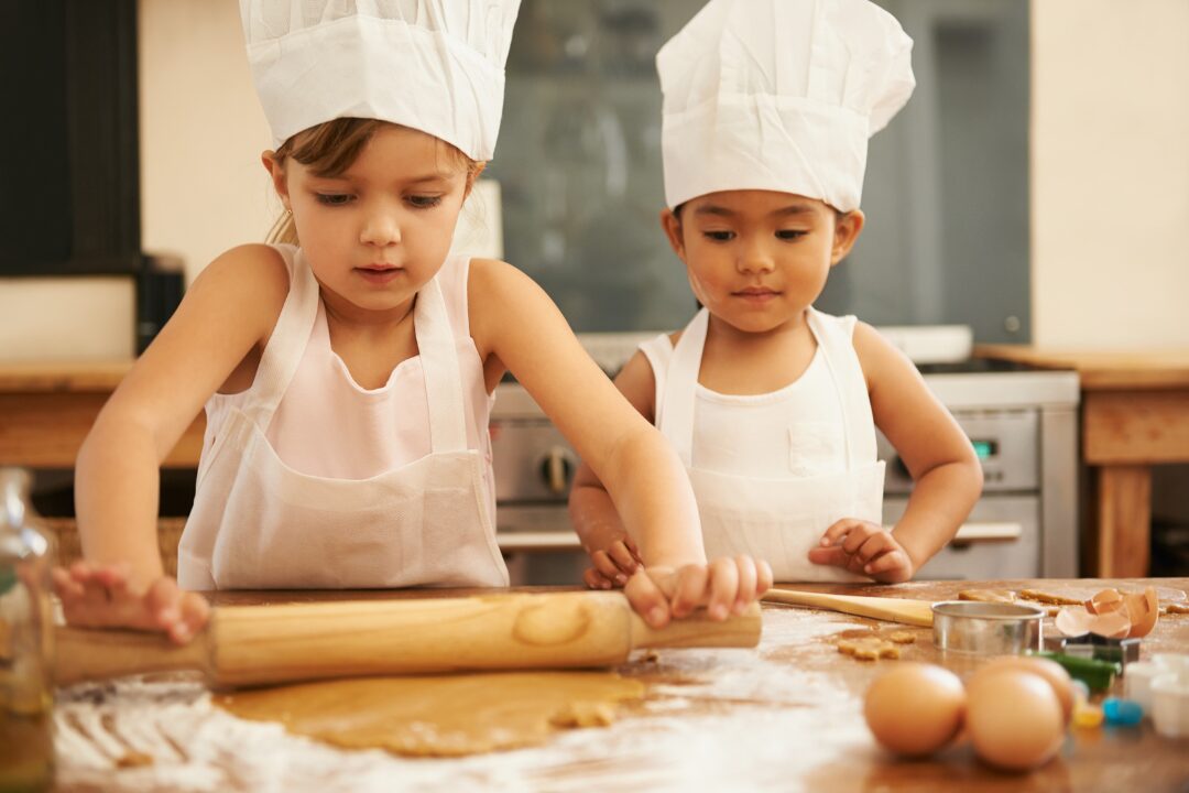 How To Manage Sweets, Chocolates & Cakes for Young Children