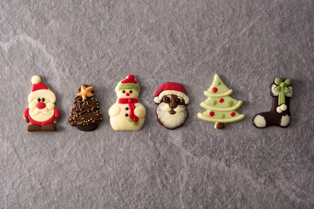 How To Manage Sweets, Chocolates & Cakes for Young Children